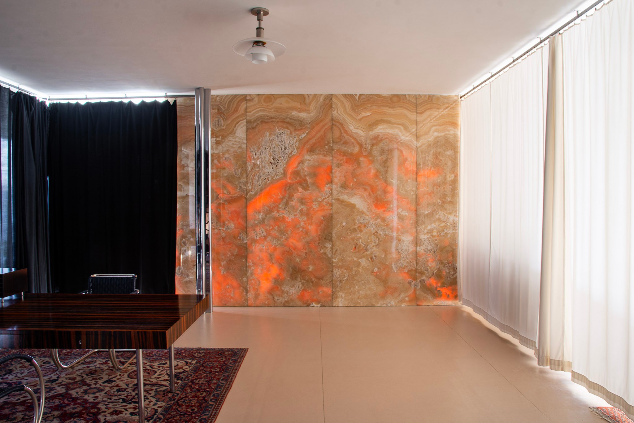 VILLA TUGENDHAT - MIES VAN DER ROHE